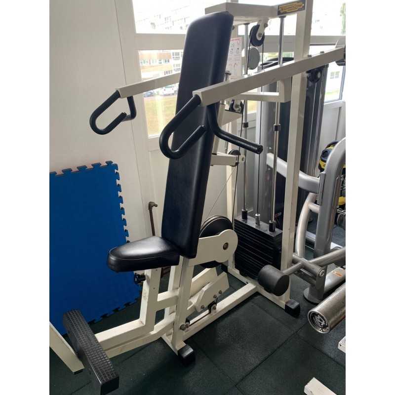 Shoulder press technogym