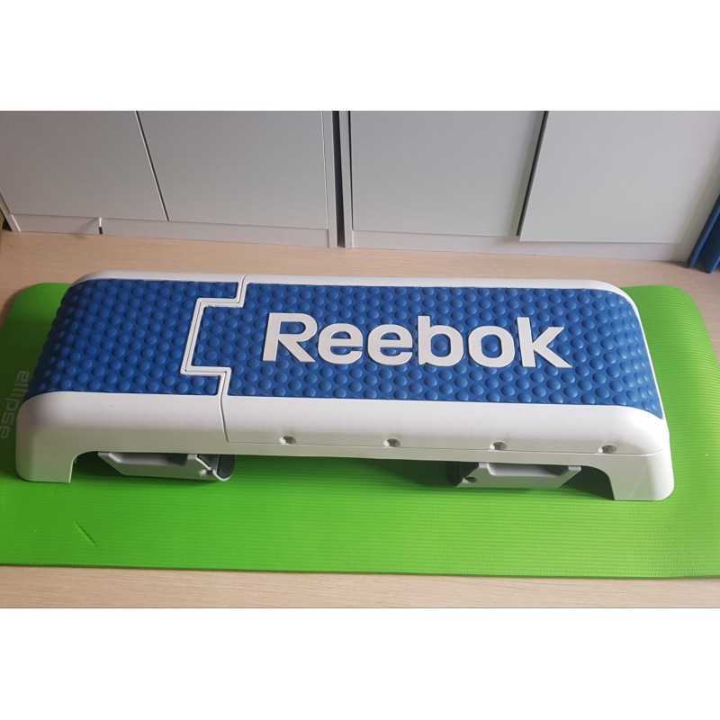 Step Reebok d’occasion en très bon état à vendre