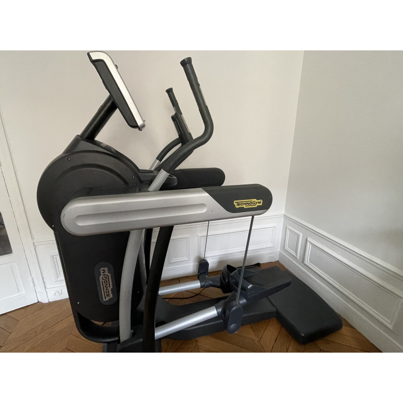 Acheter vélo elliptique Technogym d’occasion